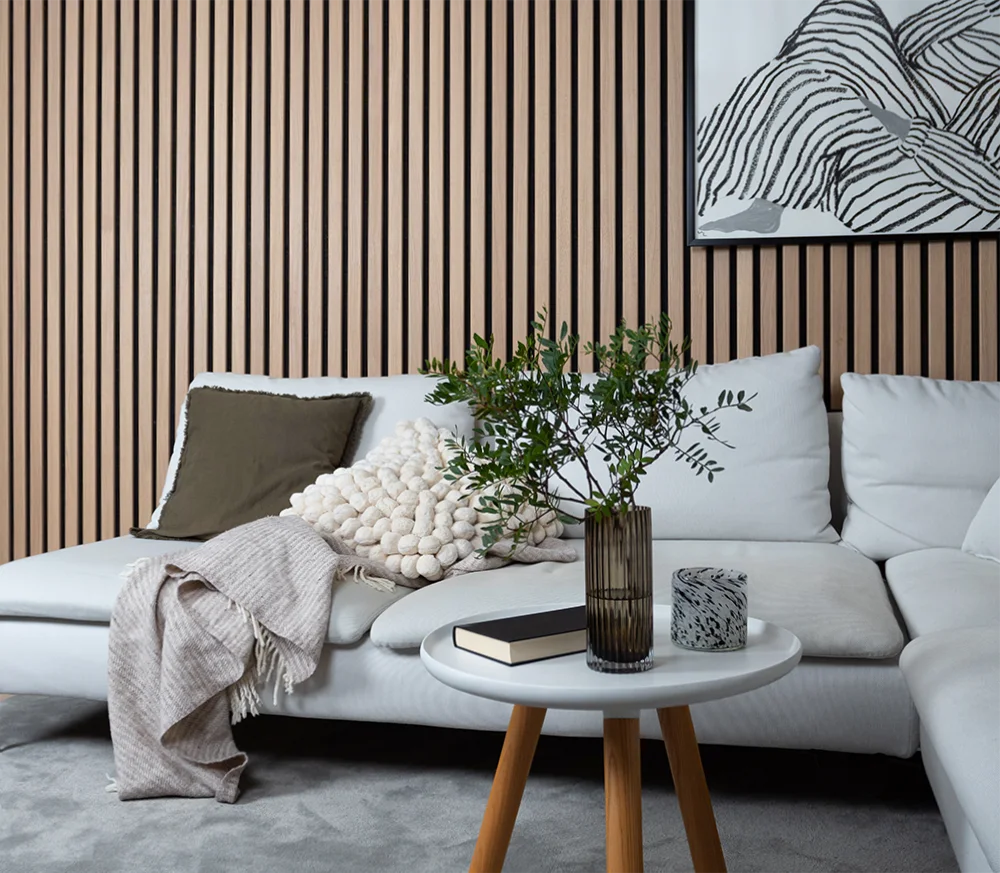 Skapa värme och trivsel hemma – med textilier, belysning och färger